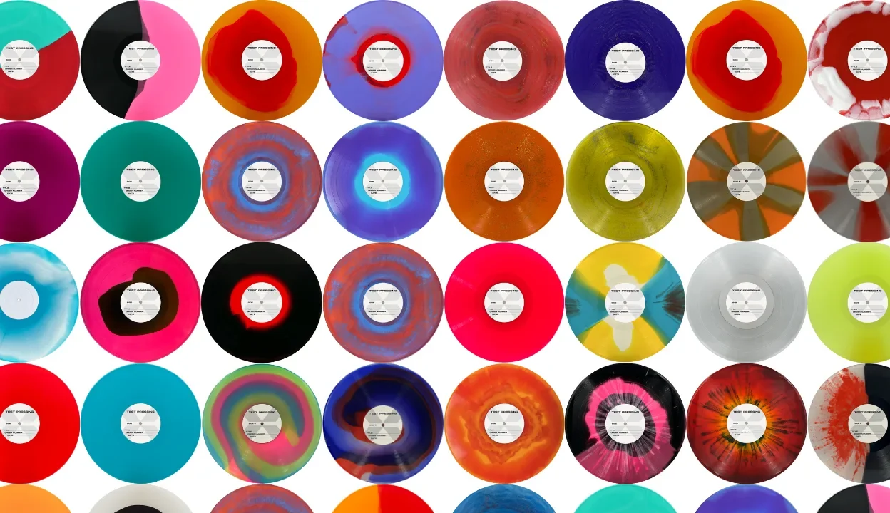 Custom Vinyl Pressing UK | Bespoke Records from 100 Units